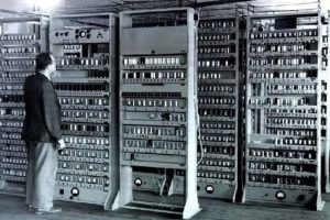 Exploring 9 Characteristics of the First-Generation Computer